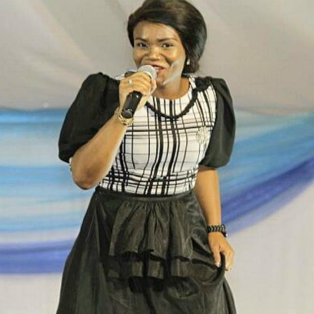 Busisiwe Shezi biography - Southern African Celebs