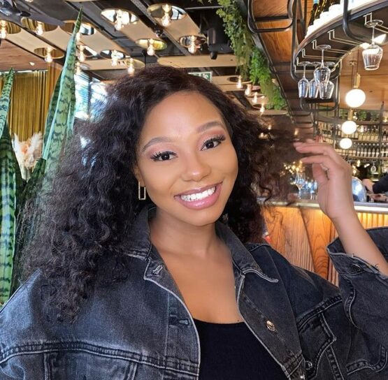 Larona Moagi biography, age, boyfriend & hometown - safrolebs