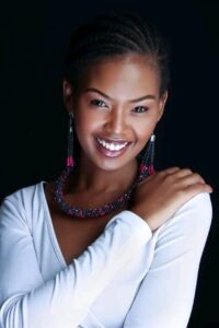 Meet Sthandile Nkosi AKA Londiwe from The Queen - Southern African Celebs