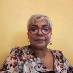 Vinette Abrahim AKA Charmaine Meintjies on 7de Laan - Southern African ...