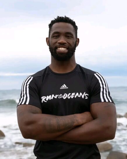 Who exactly is Siya Kolisi a South African Rugby Player full Biography ...