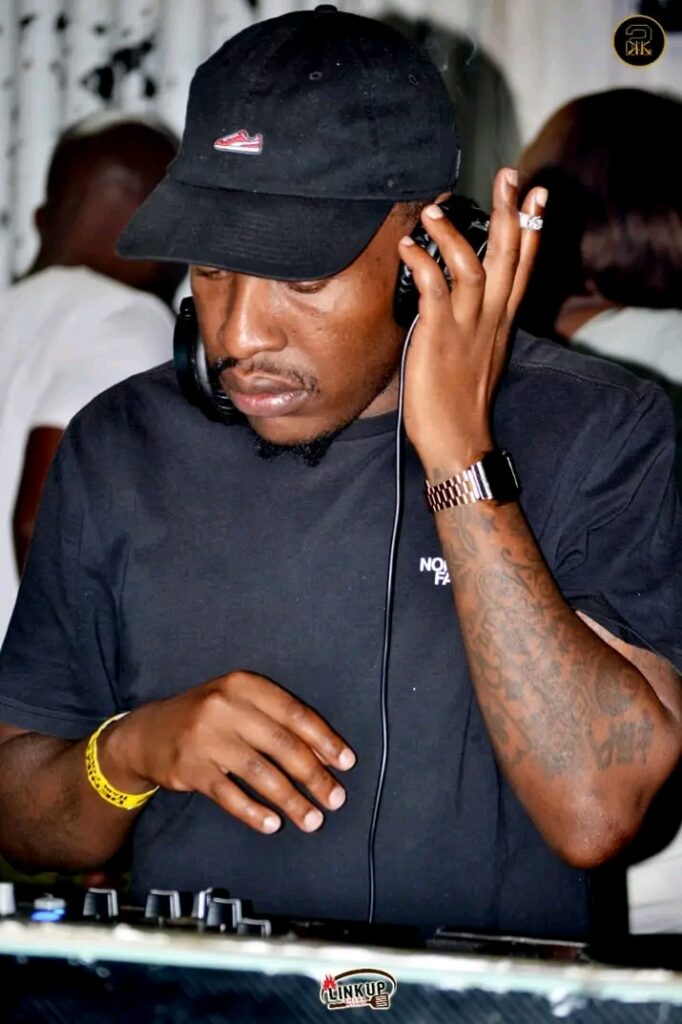 Who exactly is Neo Makwa, record Producer and Songwriter - safrolebs