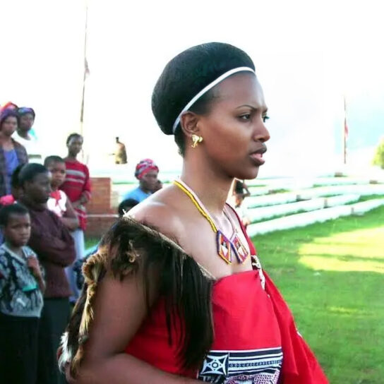 16 Wives of King Mswati III and their ages - safrolebs